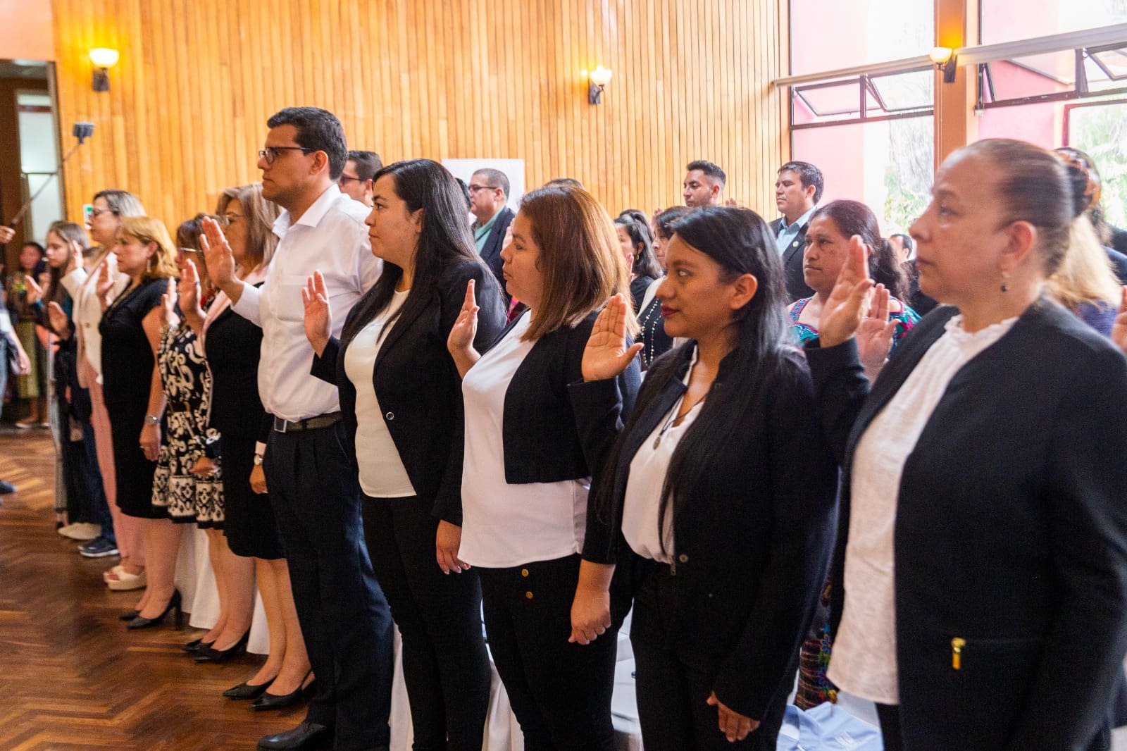 Distrito Guatemala: juramentan a juntas que validarán los votos ...