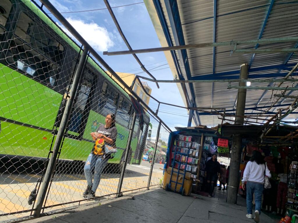 MuniGuate no ofrece explicaciones acerca de estructura azul en la 18 ...